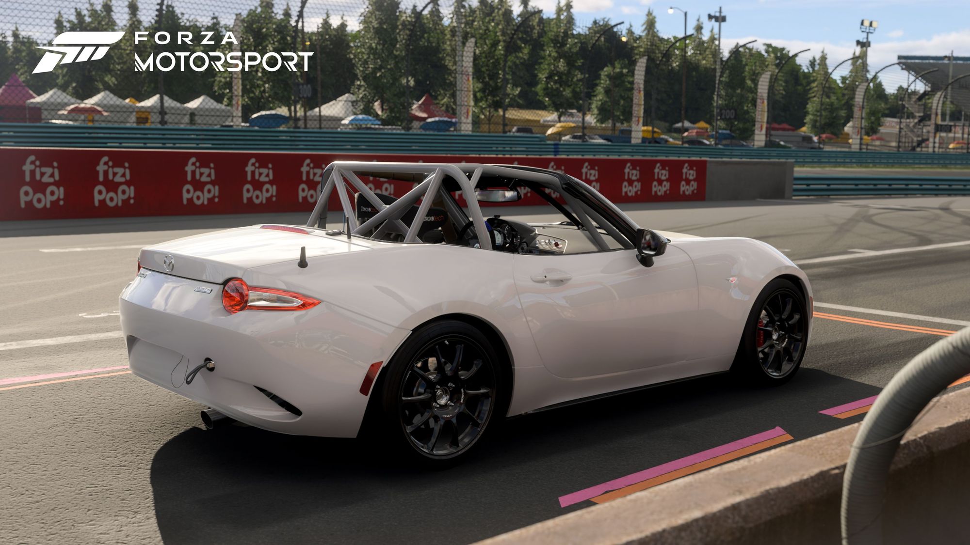 Race Yas Marina in Forza Motorsport Update 2